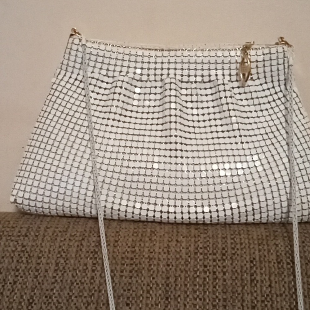 Vintage 80s Iconic Liquid Mesh Metal Evening Bag In W… - Gem